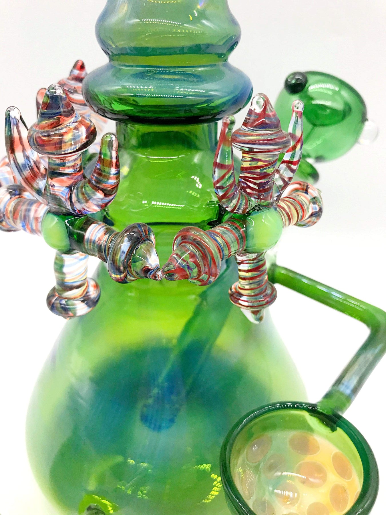 Fully-Fumed Heady Green Water Pipe Rig – Smoke Station
