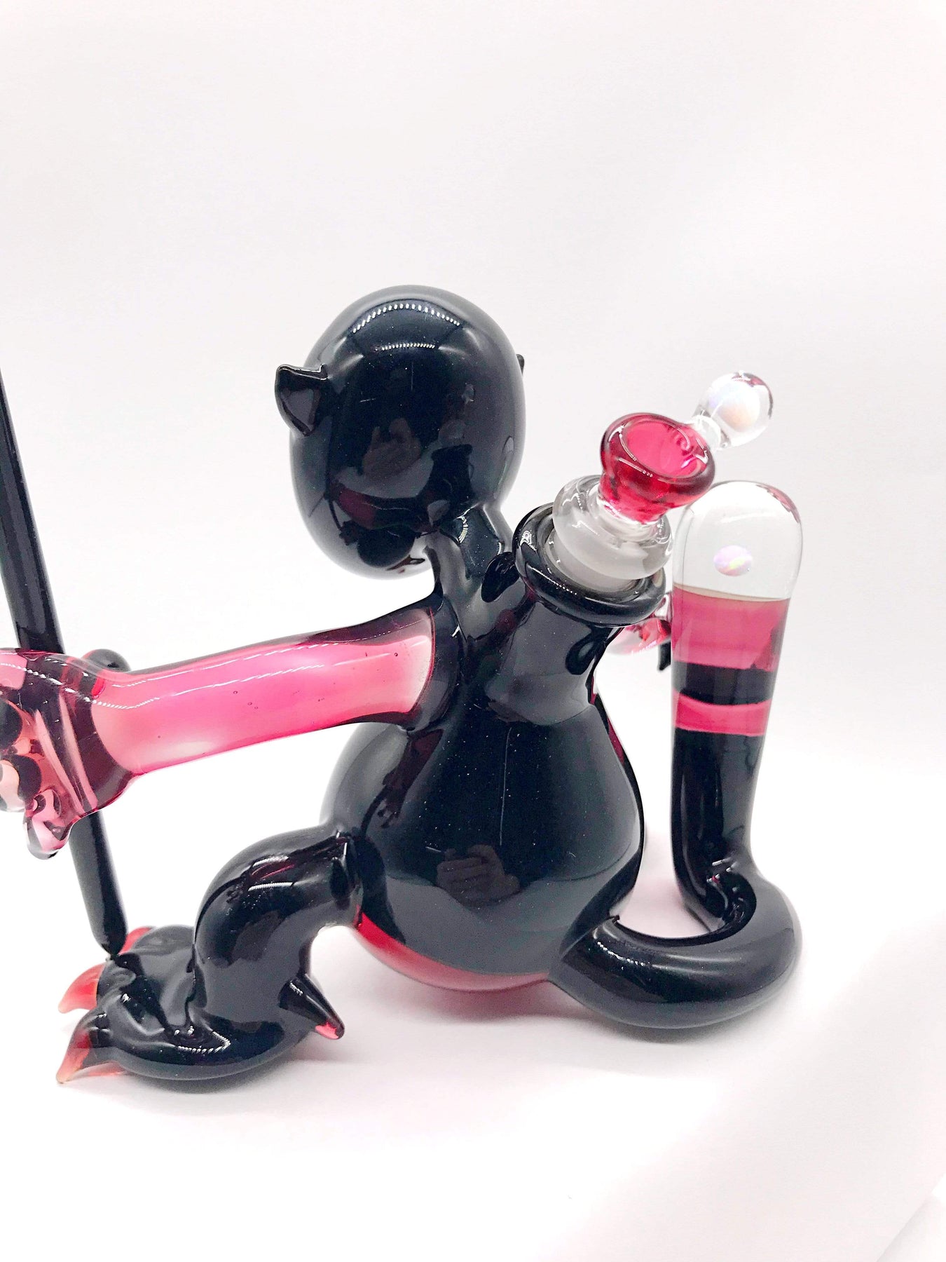 Hand-Blown Devil Art Glass Rig – Smoke Station