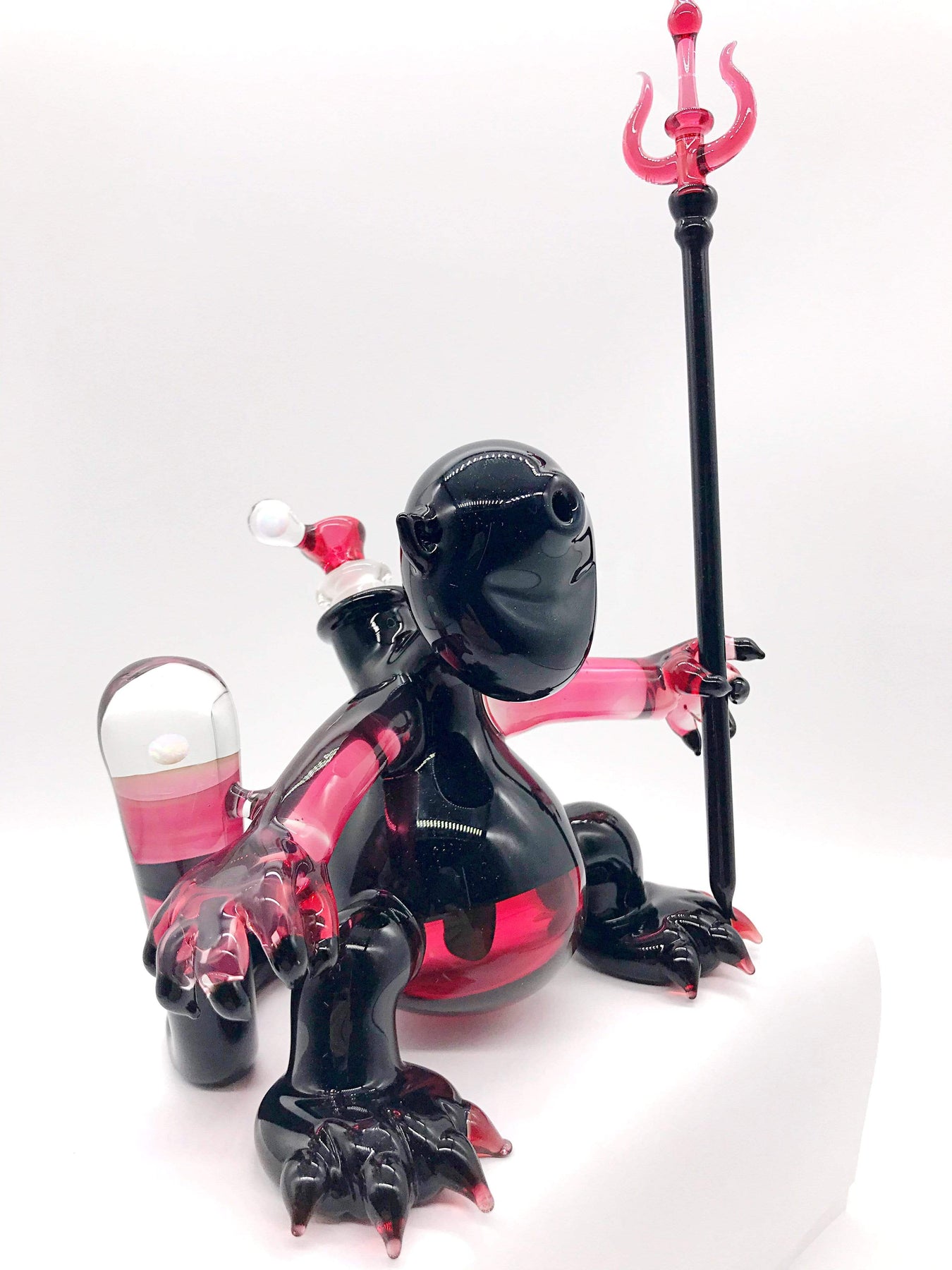 Hand-Blown Devil Art Glass Rig – Smoke Station