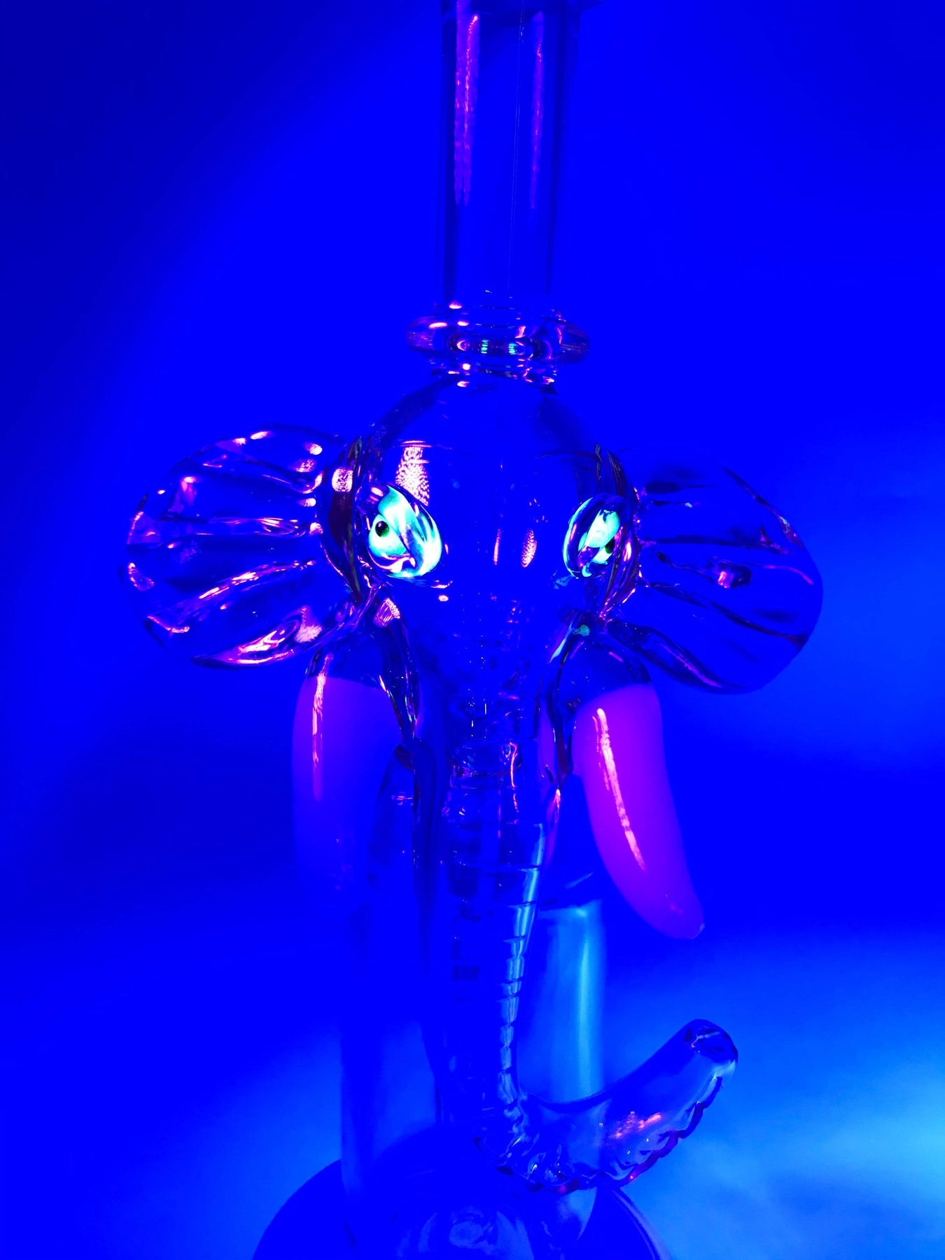Pink Elephant Rig with UV-Reactive Eyes – Smoke Station